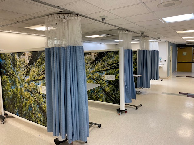 Isolation Room Privacy Screens for Hospitals - Rolascreen